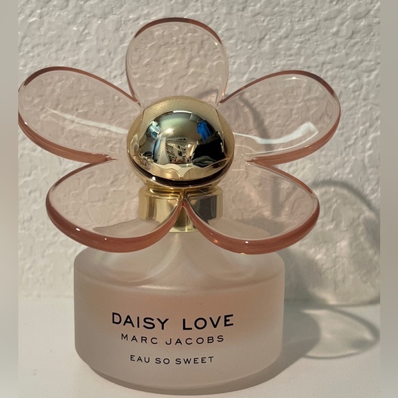 Marc Jacobs | Other | Marc Jacobs Daisy Love Eau So Sweet Perfume ...